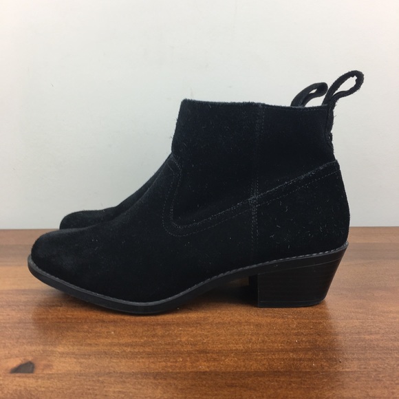 Vionic | Shoes | Vionic Vera Black Suede Ankle Booties Side Zip Vs355 ...